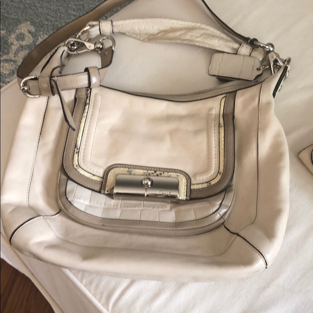 Vintage Coach Cream Purse - Gem